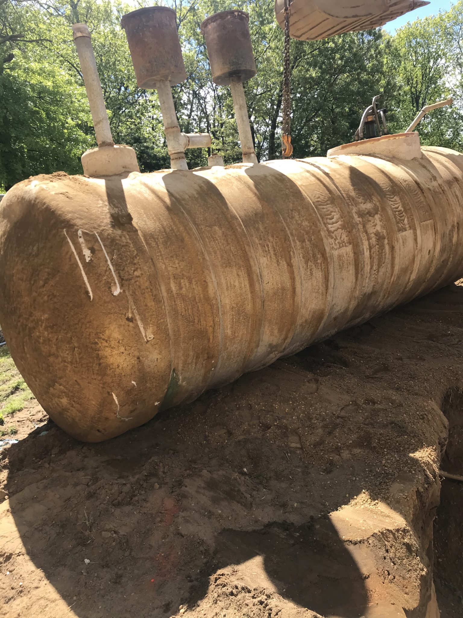 MidAtlantic Environmental Team Supervises Removal Of Underground Storage Tank midatlantic-environmental-team-supervises-removal-of-underground-storage-tank